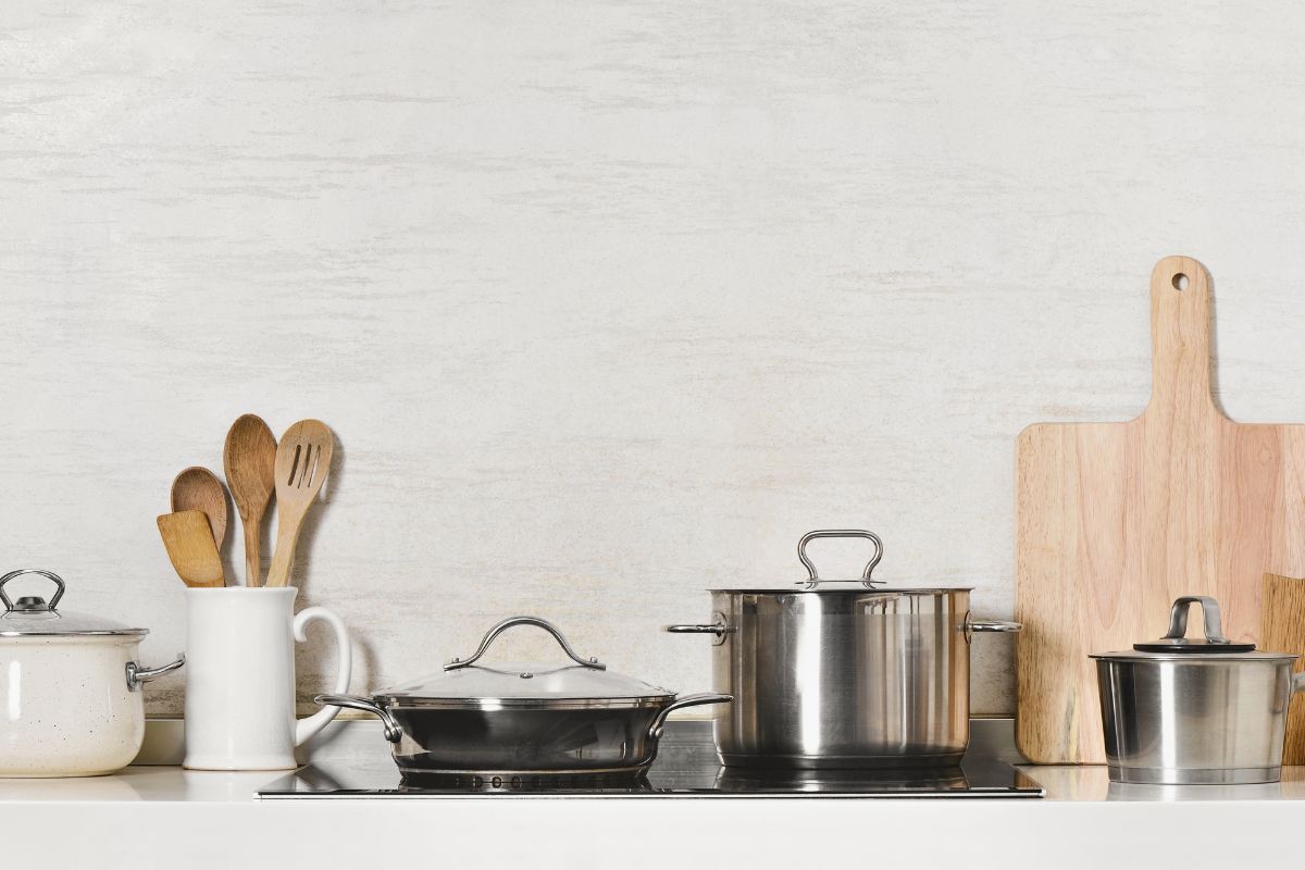 A Guide to Safe Cookware: Which Materials Are Safe & Healthy - White ...